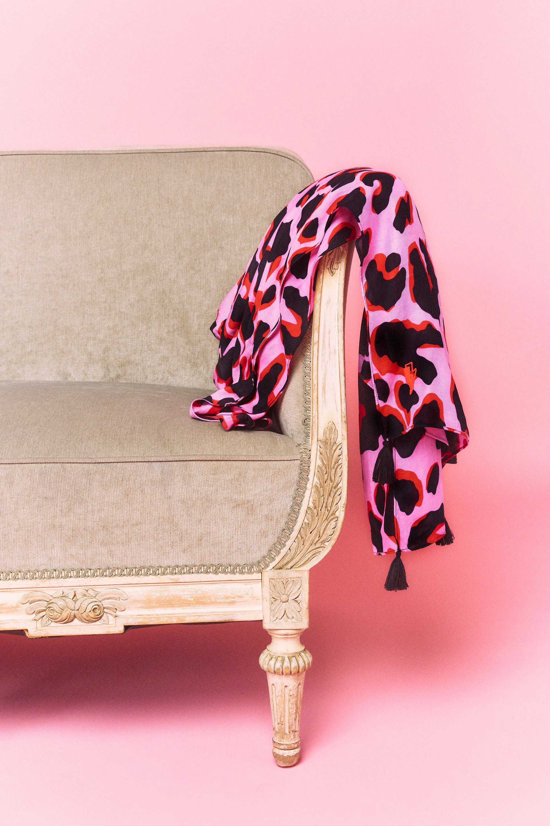 Scamp & Dude x Sophie McCartney Pink with Red and Black Mega Shadow Le
